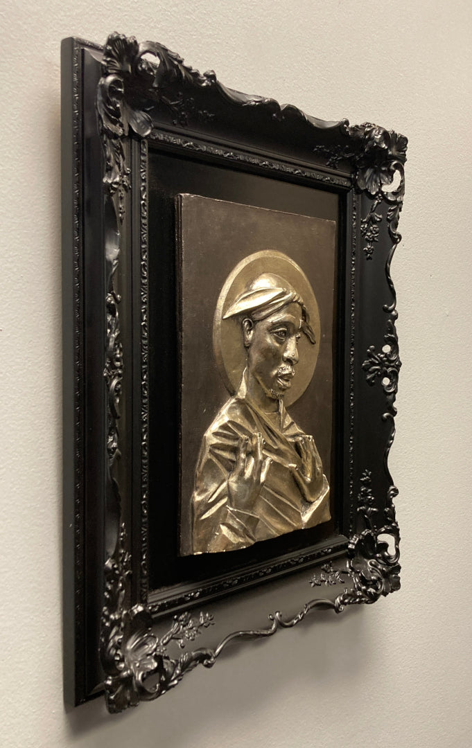 RYCA "Icons of hip-hop: 2Pac" – Vertical Gallery