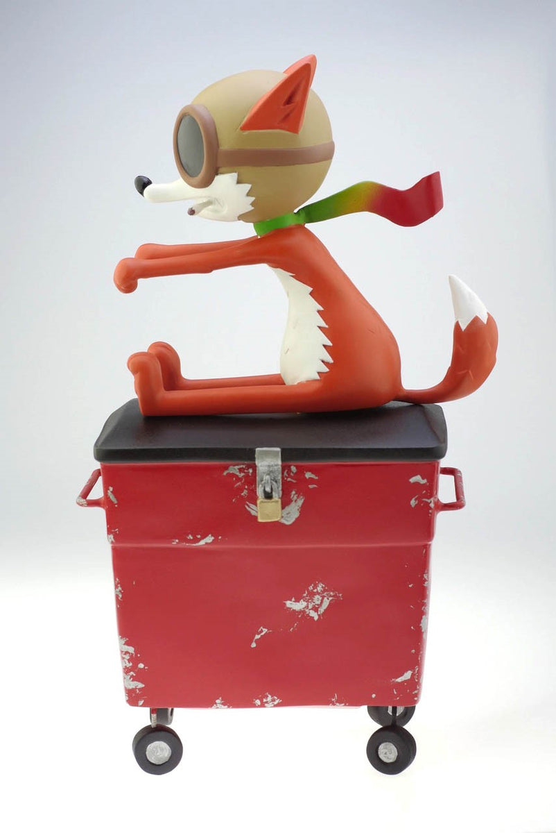 Mau Mau "Red Baron Fox (RED)" – Vertical Gallery