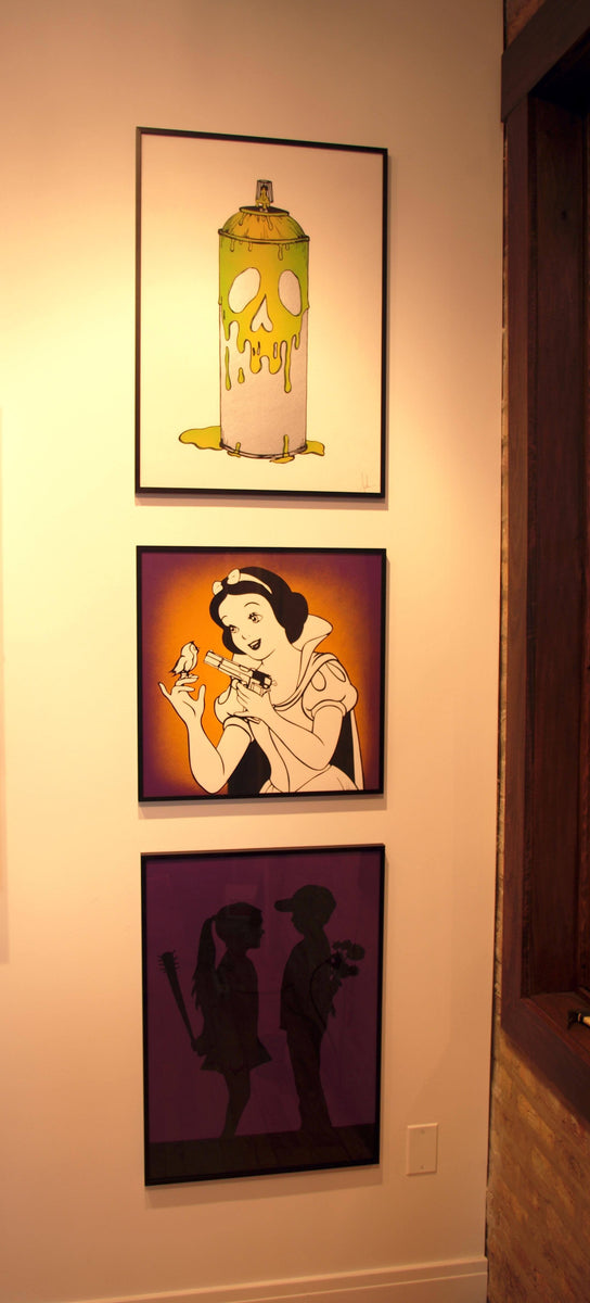 FAKE "Sing Sing Little Bird" – Vertical Gallery